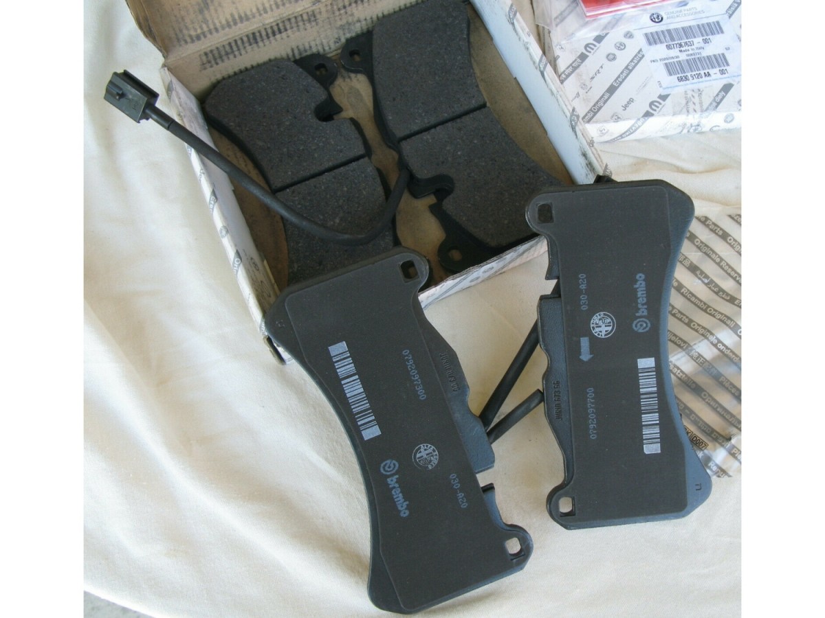 Authentic Mopar Brembo Front Brake Pad Set BR4 - 68459283AA | Mopar ...