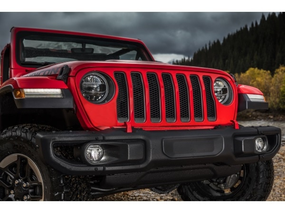 Authentic Mopar Performance Bumper Front Rubicon - 82215121AH | Mopar ...